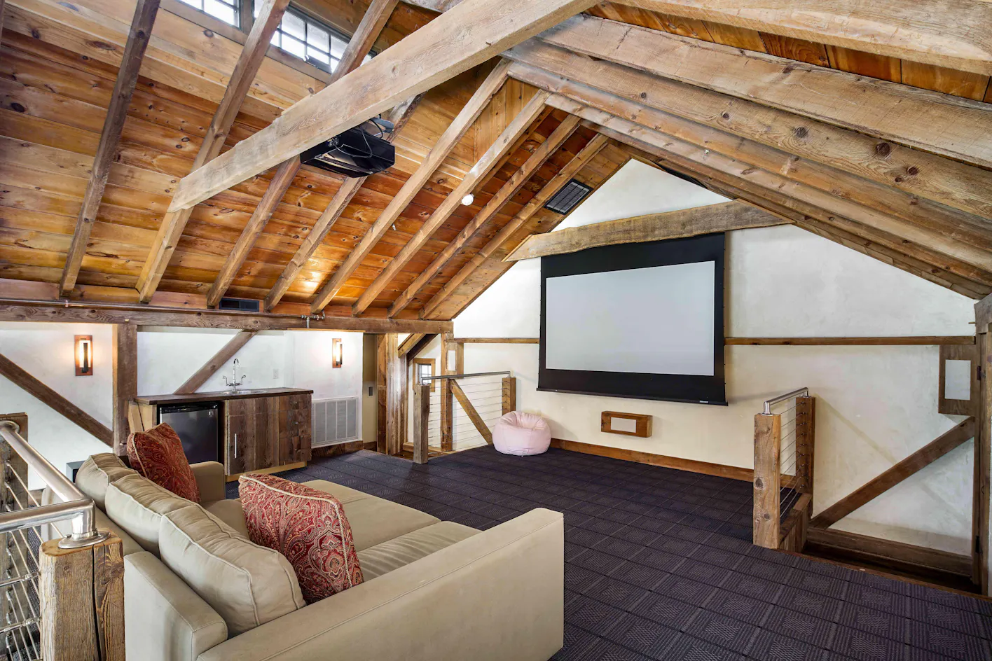 The Buckingham Barn: A Remodel Fit for Royalty | NanaWall