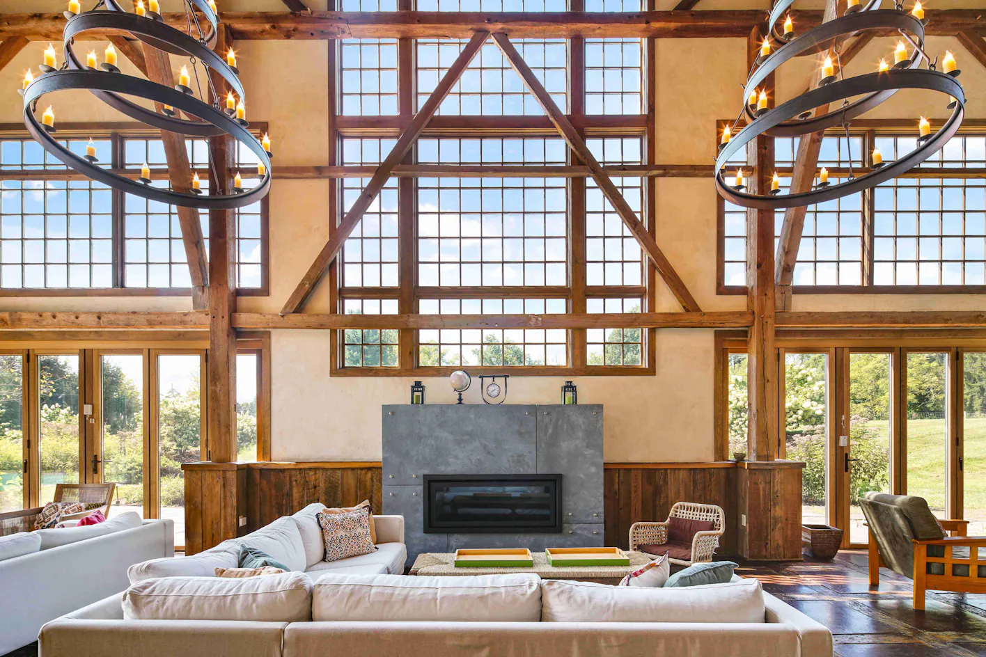 The Buckingham Barn: A Remodel Fit for Royalty | NanaWall