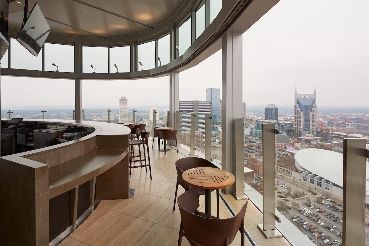 How to Design a Hotel Restaurant 34 Floors Up | NanaWall