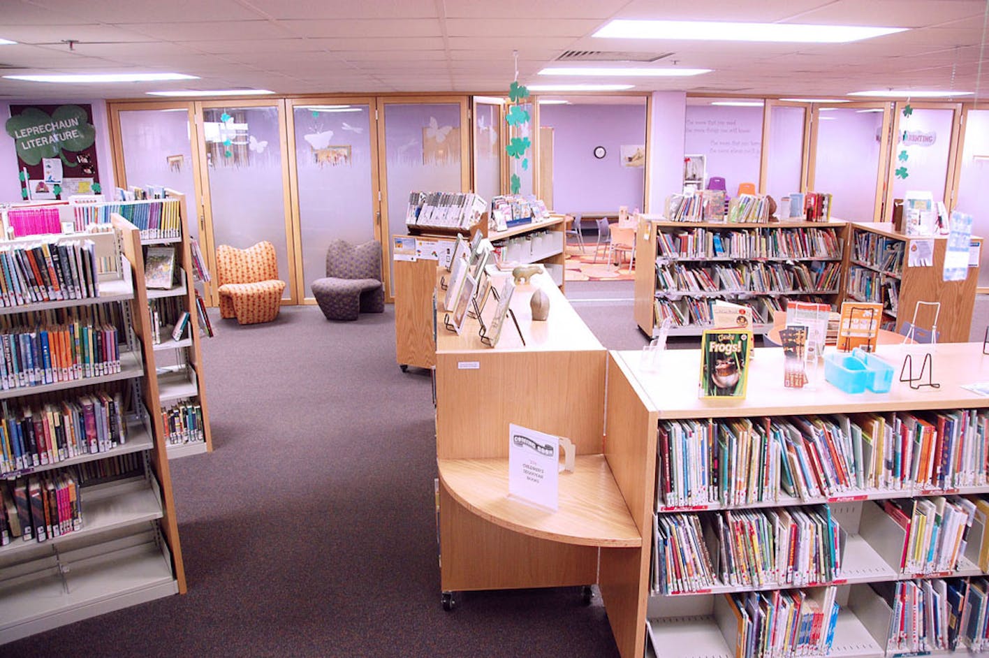 Storytime at Duncan Public Library | NanaWall