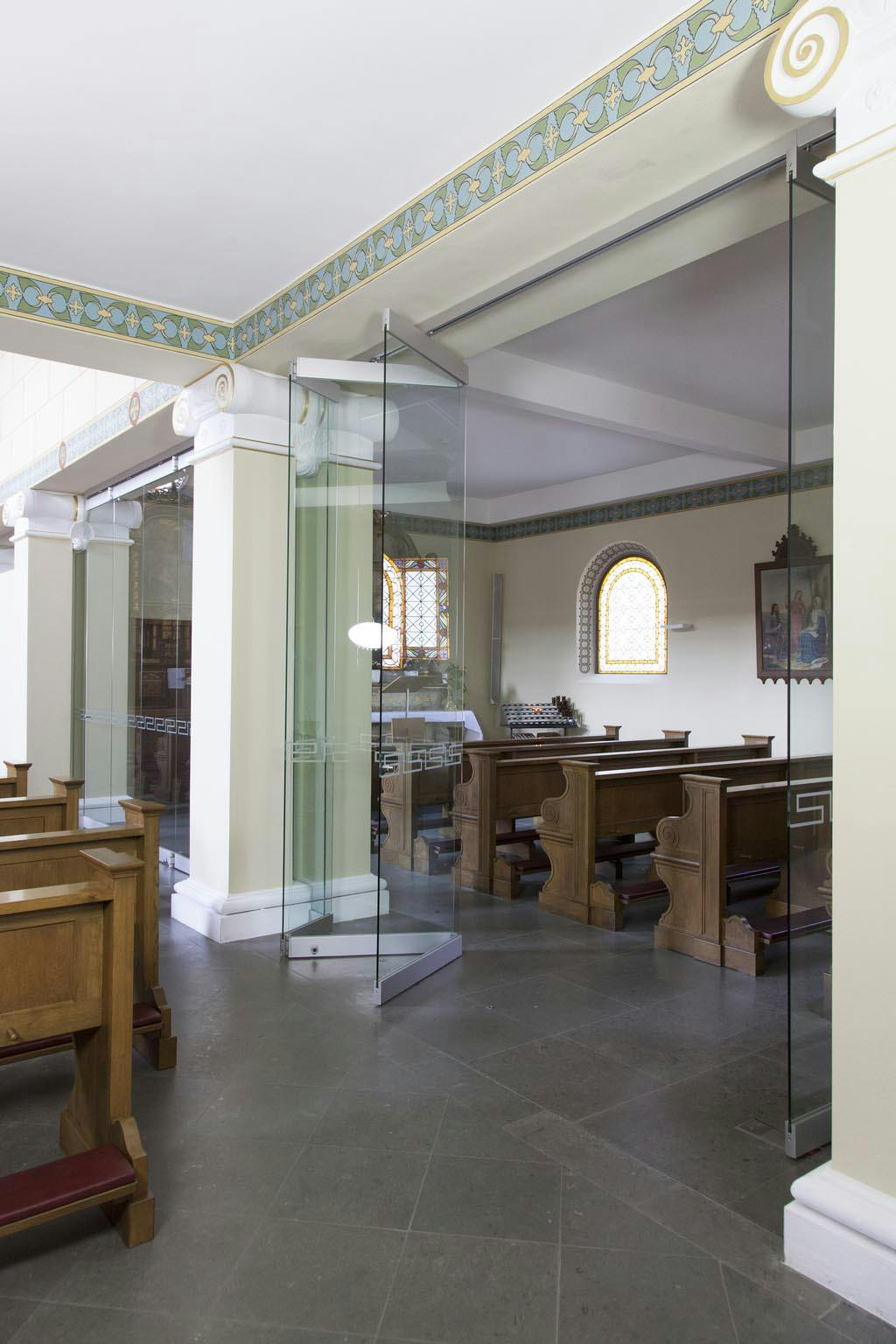 Interior Church Divider | NanaWall