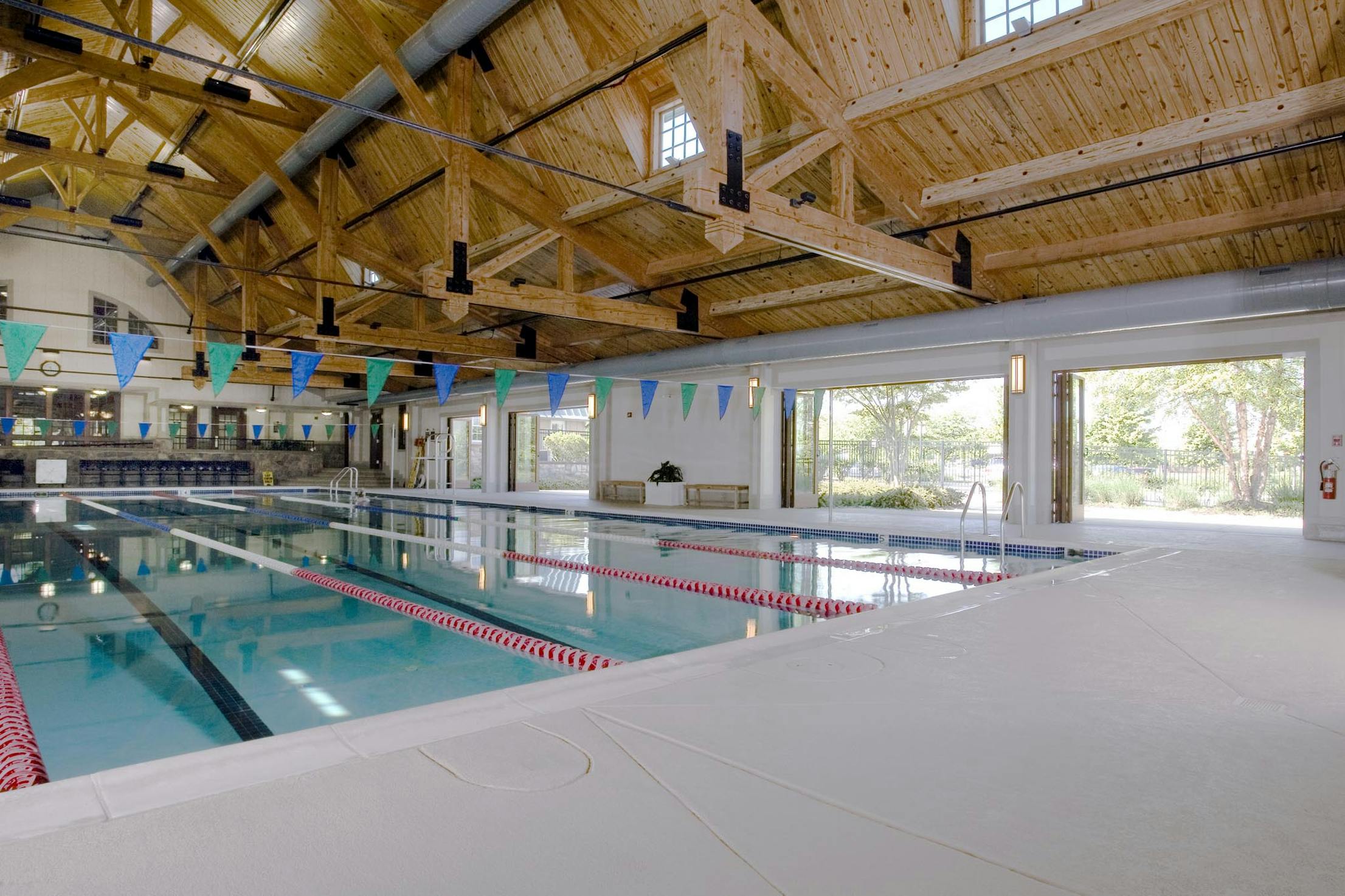 Lansdowne Pool House | NanaWall