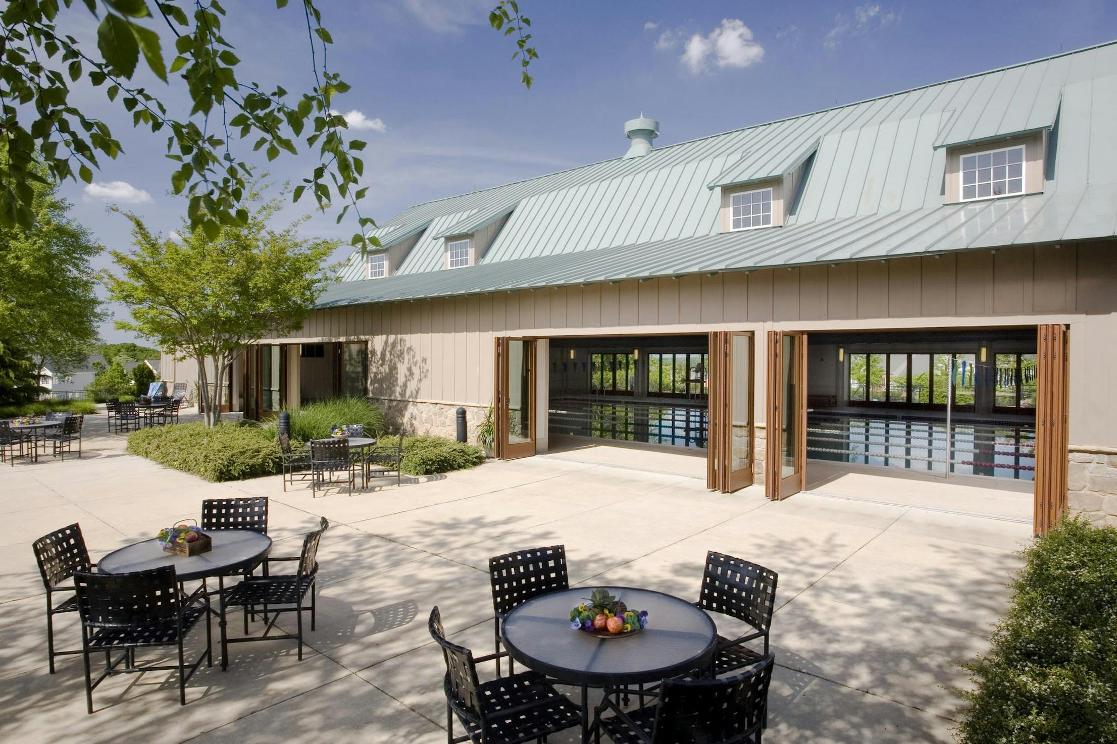 Lansdowne Pool House | NanaWall