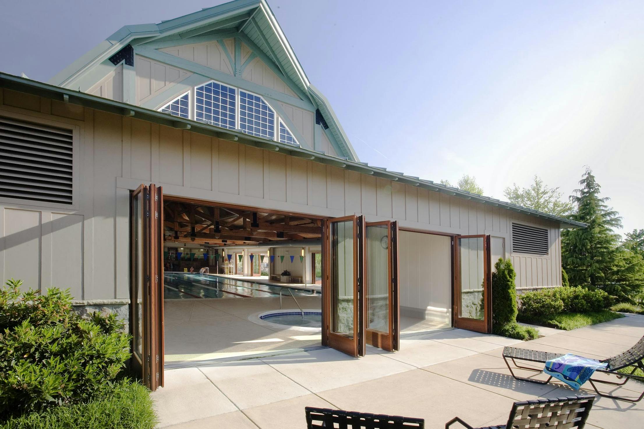 Lansdowne Pool House | NanaWall