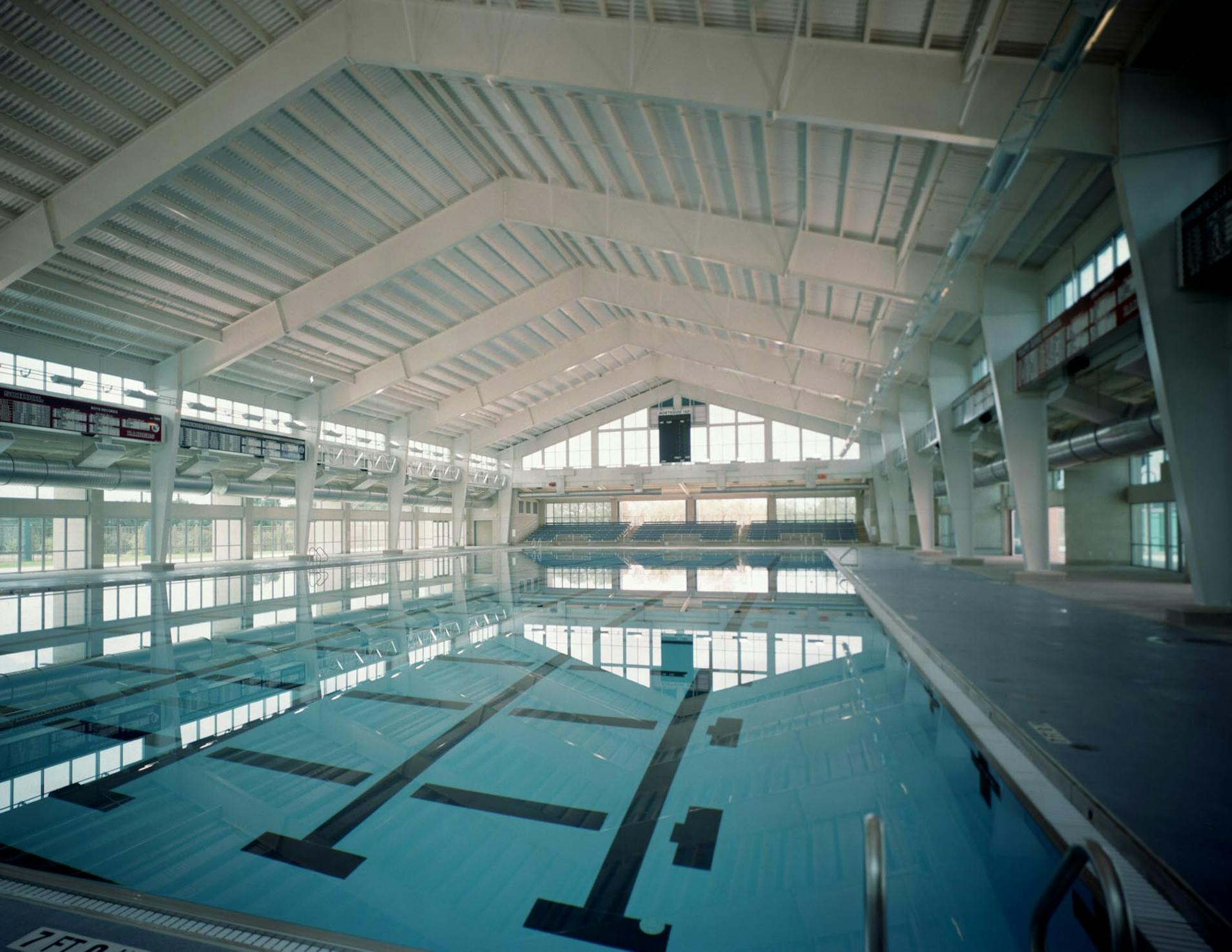 NISD Natatorium | NanaWall