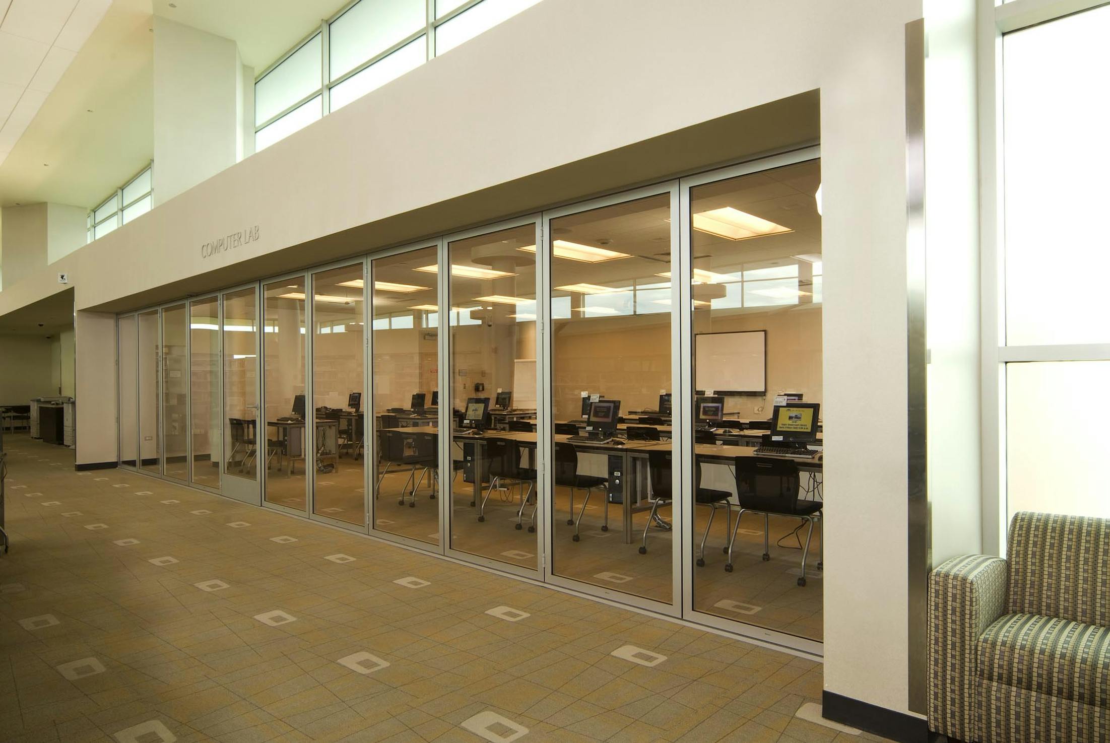 Naperville Public Library | NanaWall