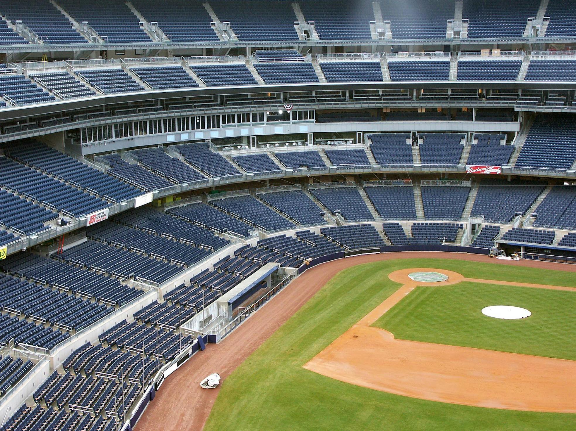 New York Yankees Stadium | NanaWall