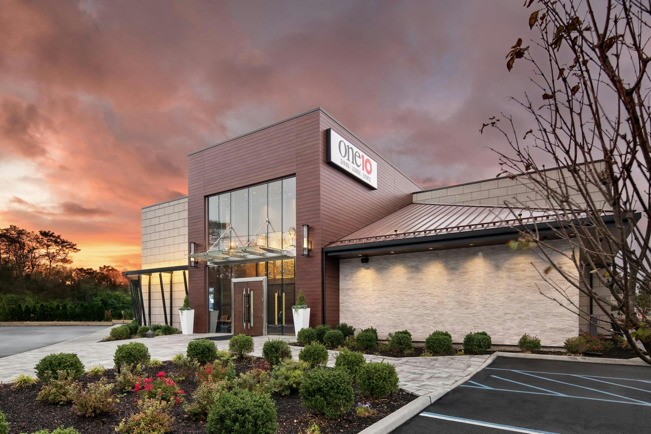 One10 Restaurant | NanaWall