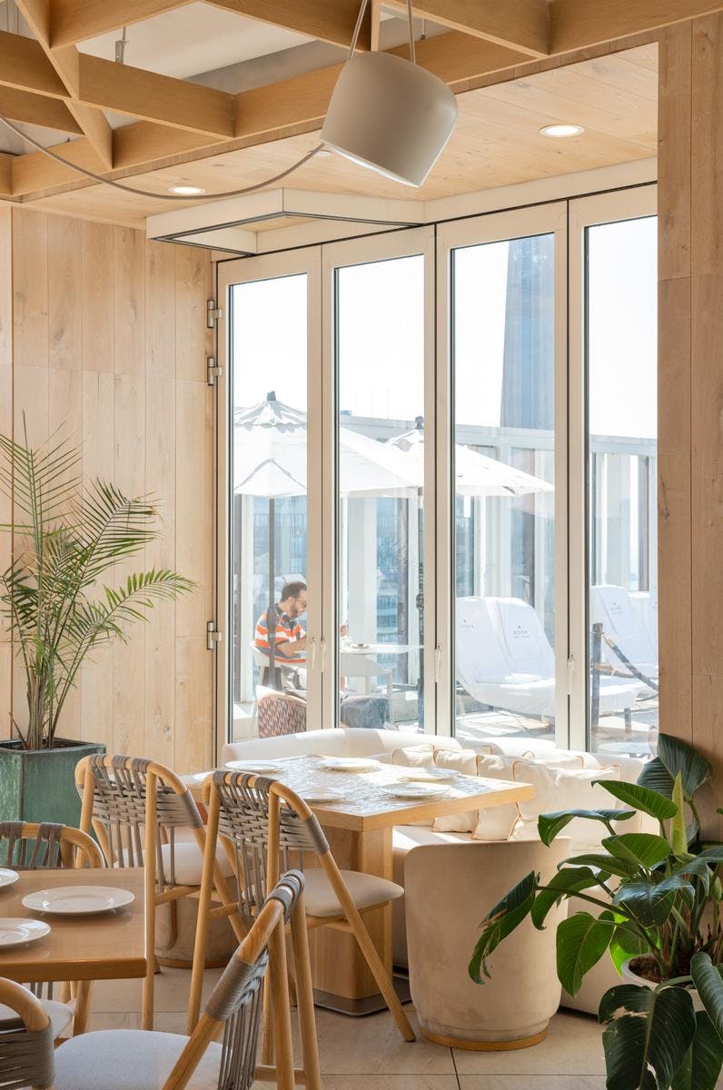 KOST Restaurant | NanaWall