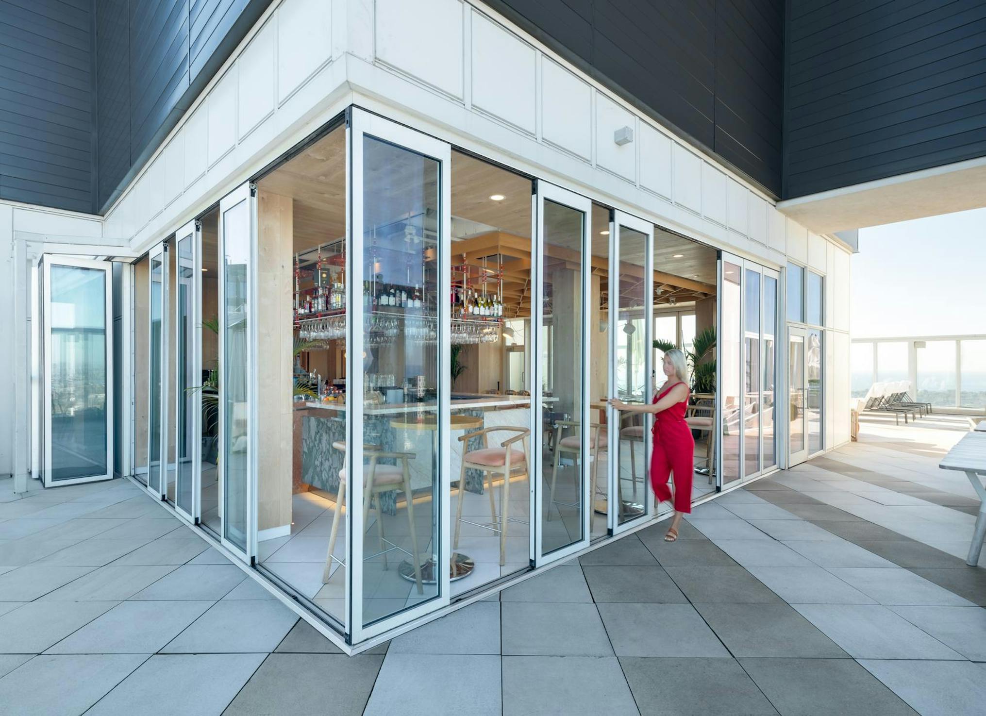 KOST Restaurant | NanaWall