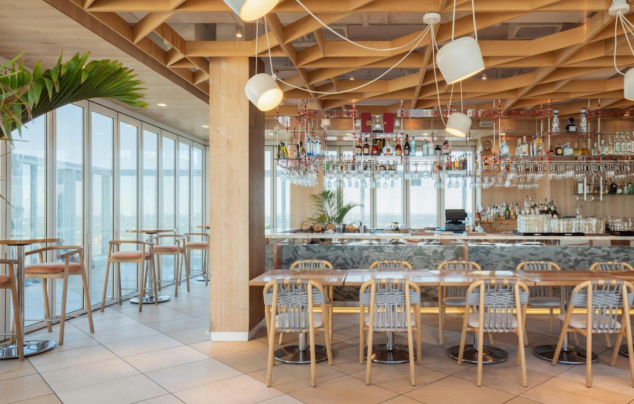 KOST Restaurant | NanaWall