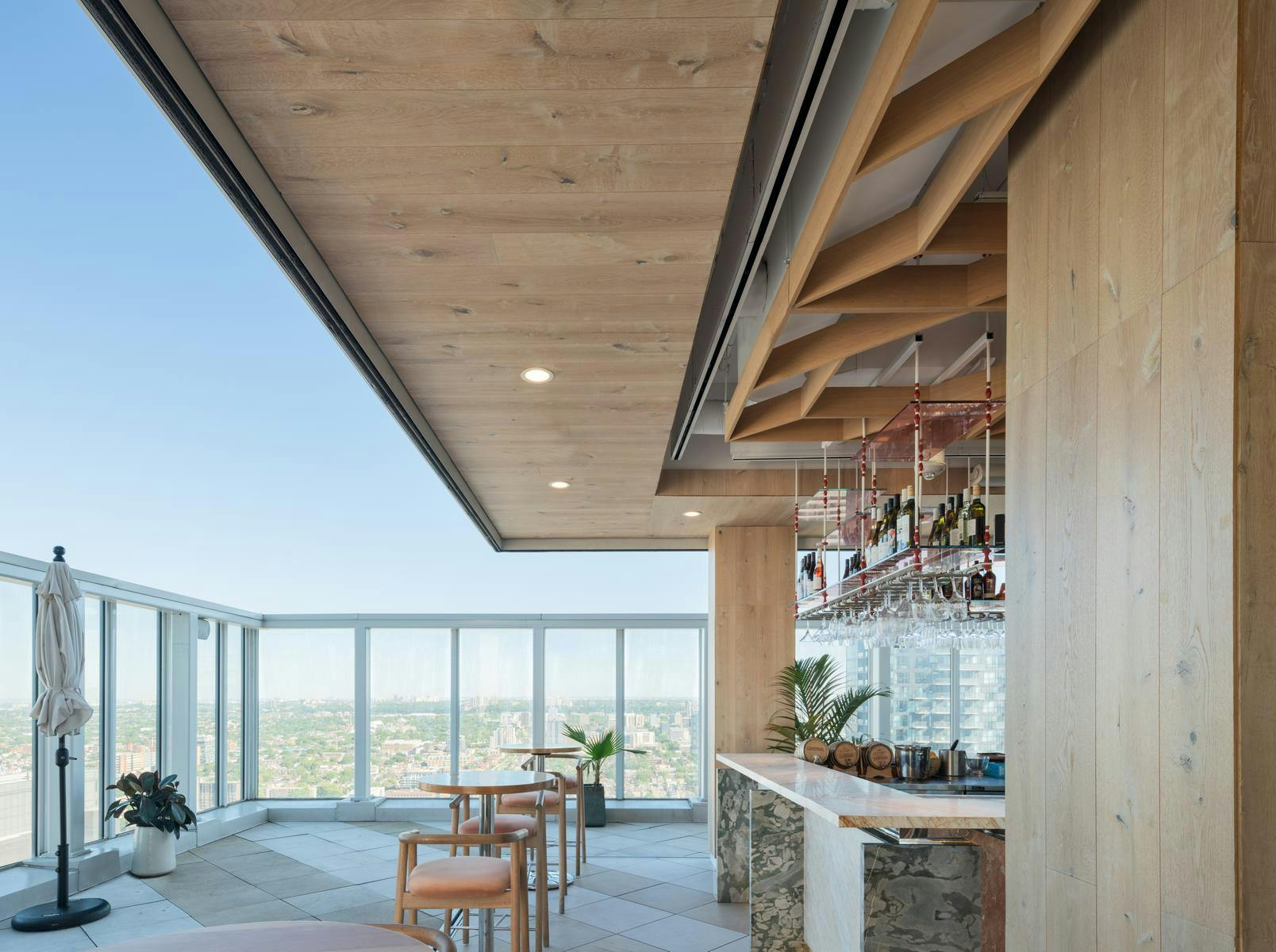 KOST Restaurant | NanaWall